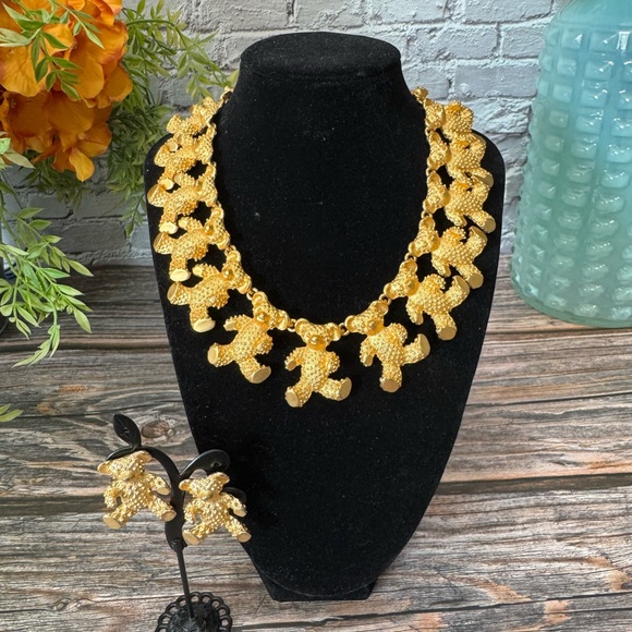 Judith Woracek Mullen | Jewelry | Vintage 98s Judith Woracek Mullen ...